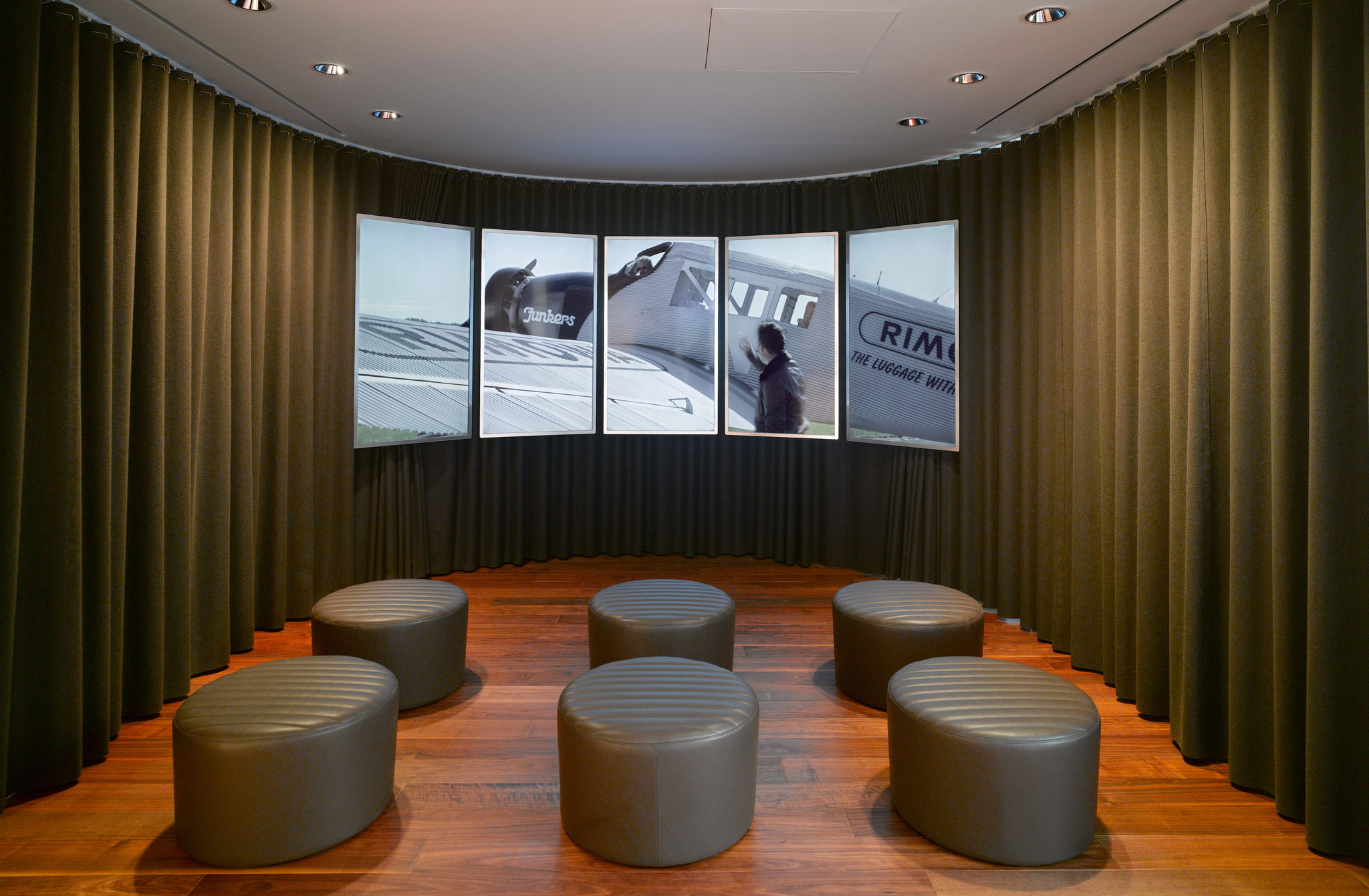 Flagship Store “RIMOWA” Paris | atelier oï, architecture and design