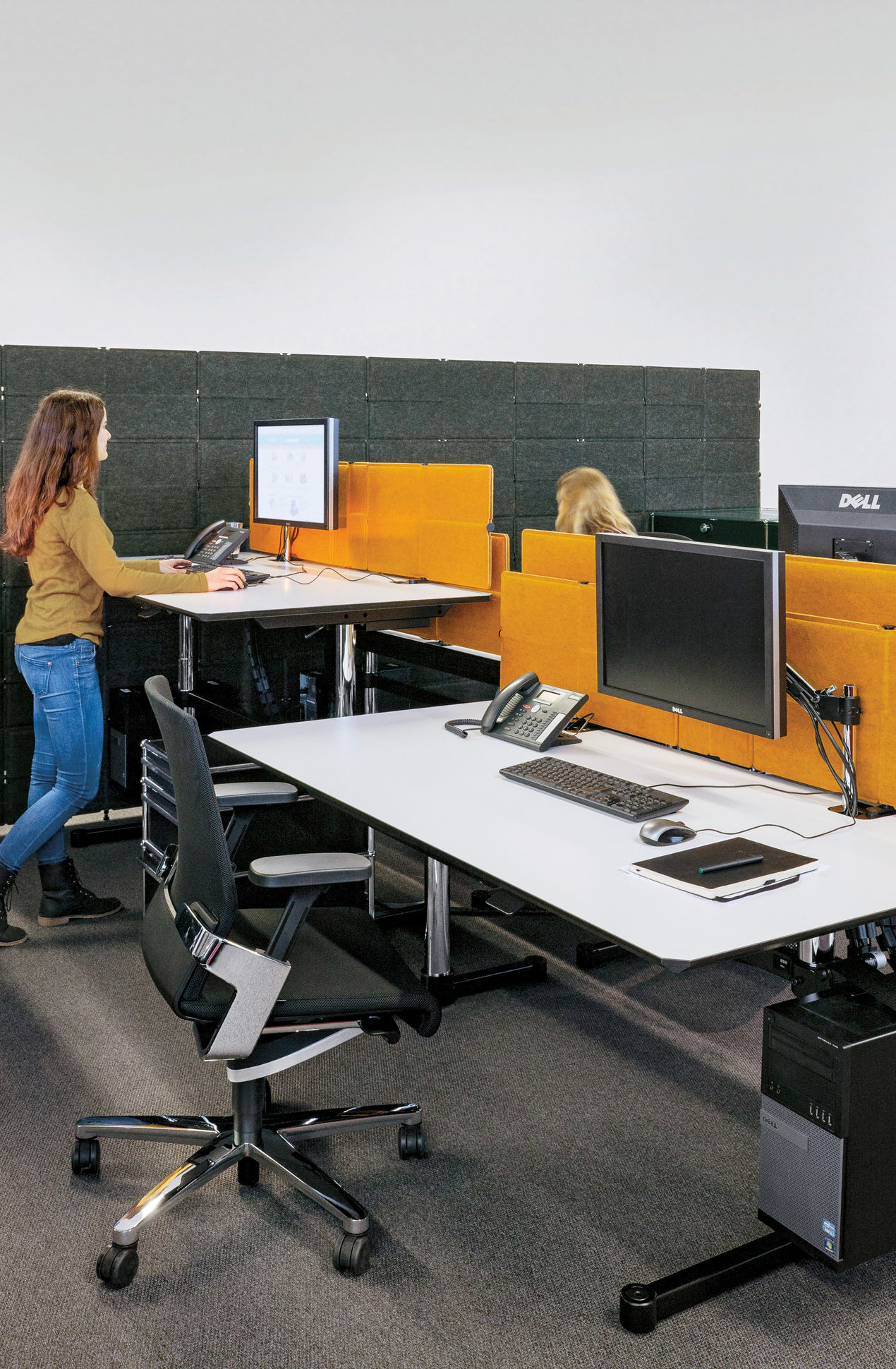 Room Divider “USM Privacy Panels” | atelier oï, architecture and design